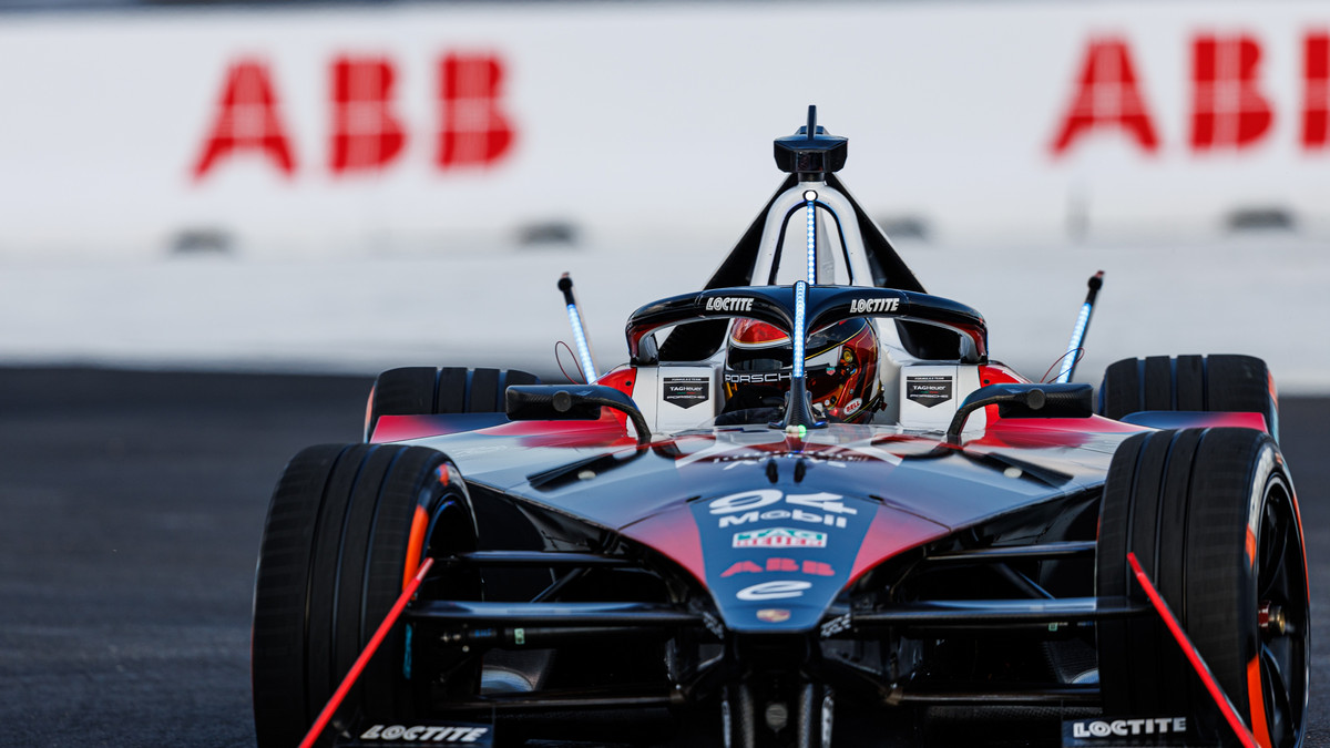 Η ABB Formula E ανέδειξε την υπεροχή της ηλεκτροκίνησης με αφορμή την ...